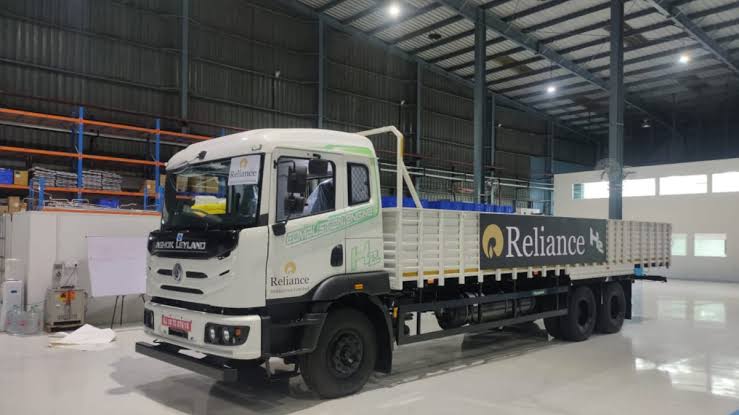 Reliance Industries, Ashok Leyland unveil India’s first